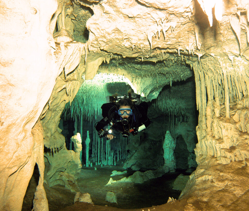 Cave Diving - NAUI Worldwide